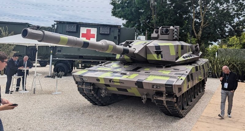 European MBT market shifts: KNDS and Rheinmetall unveil competing ...